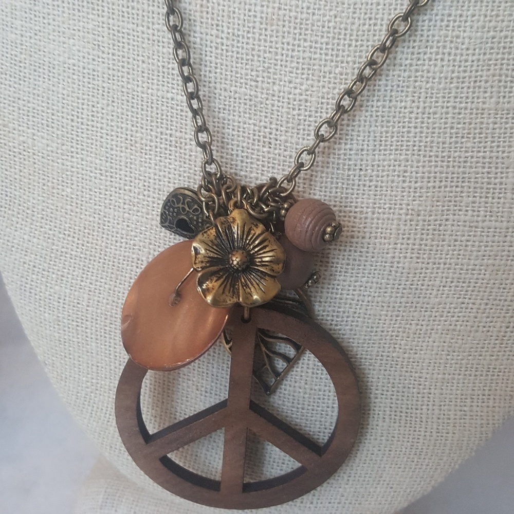 Bronze Peace Cluster Pendant Necklace - Gem